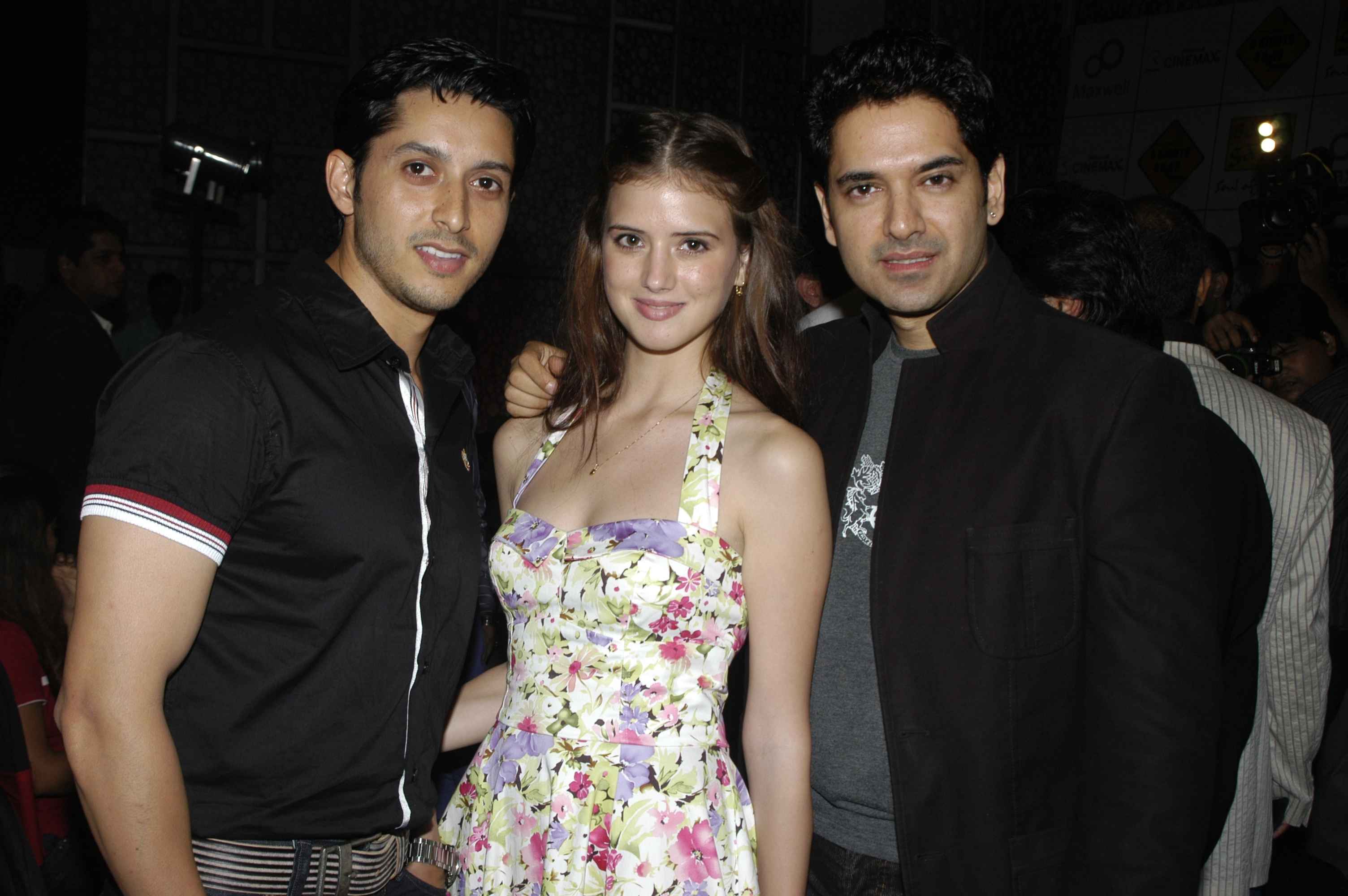 Bollywood - Entertainment Daily - Page 2